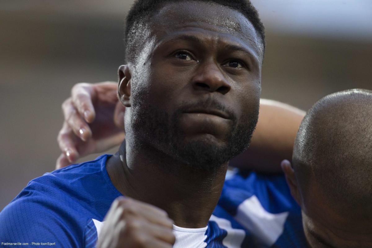 Officiel : Mbemba à l'OM, c'est fait