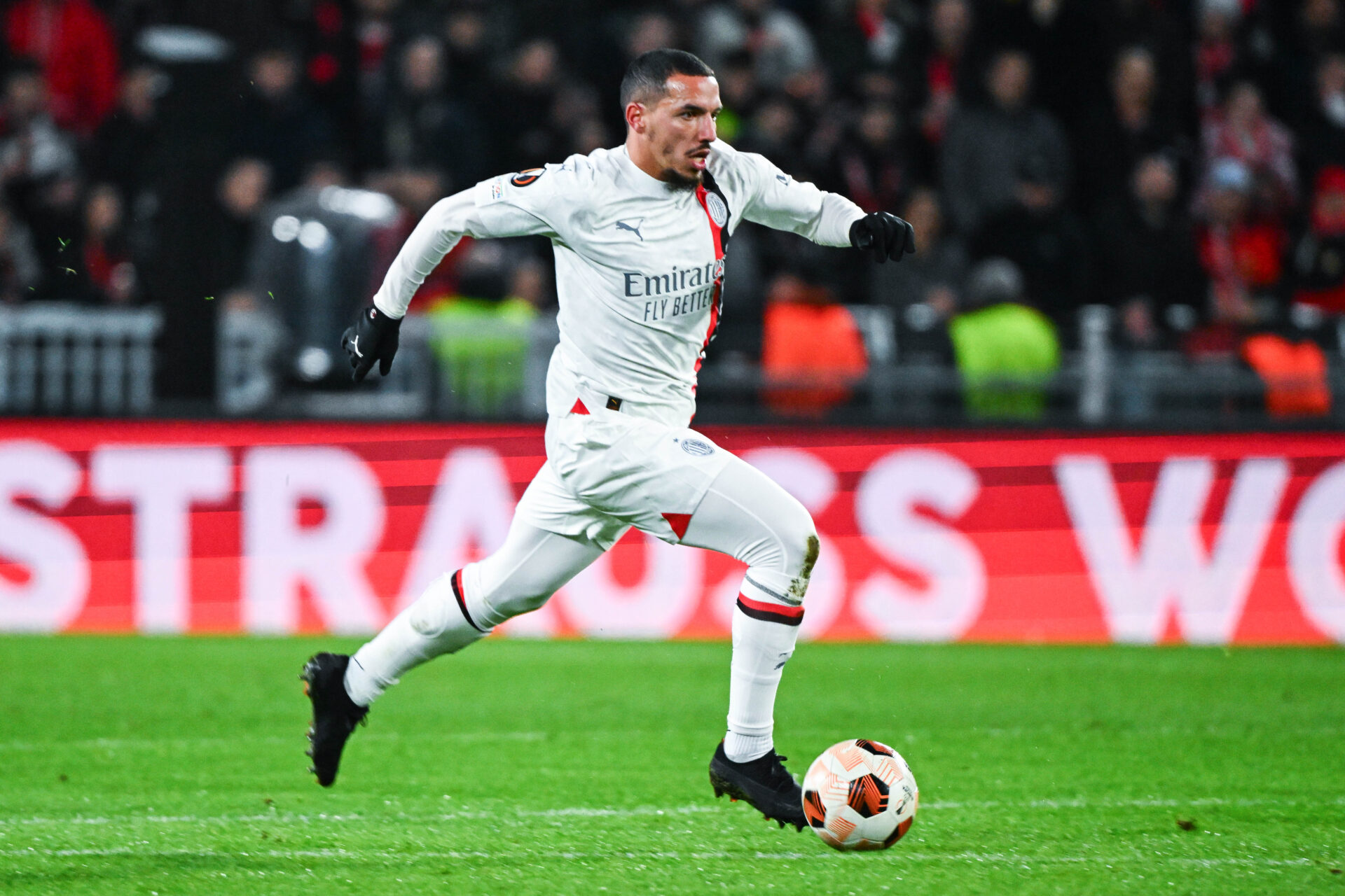 Mercato OM - Bennacer en conférence de presse en fin de matinée